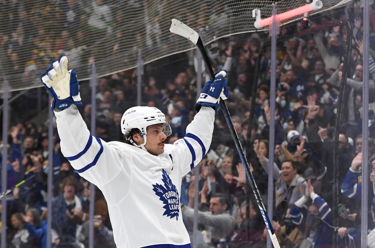 WATCH: Matthews scores two quick goals, including game-winner, in ...