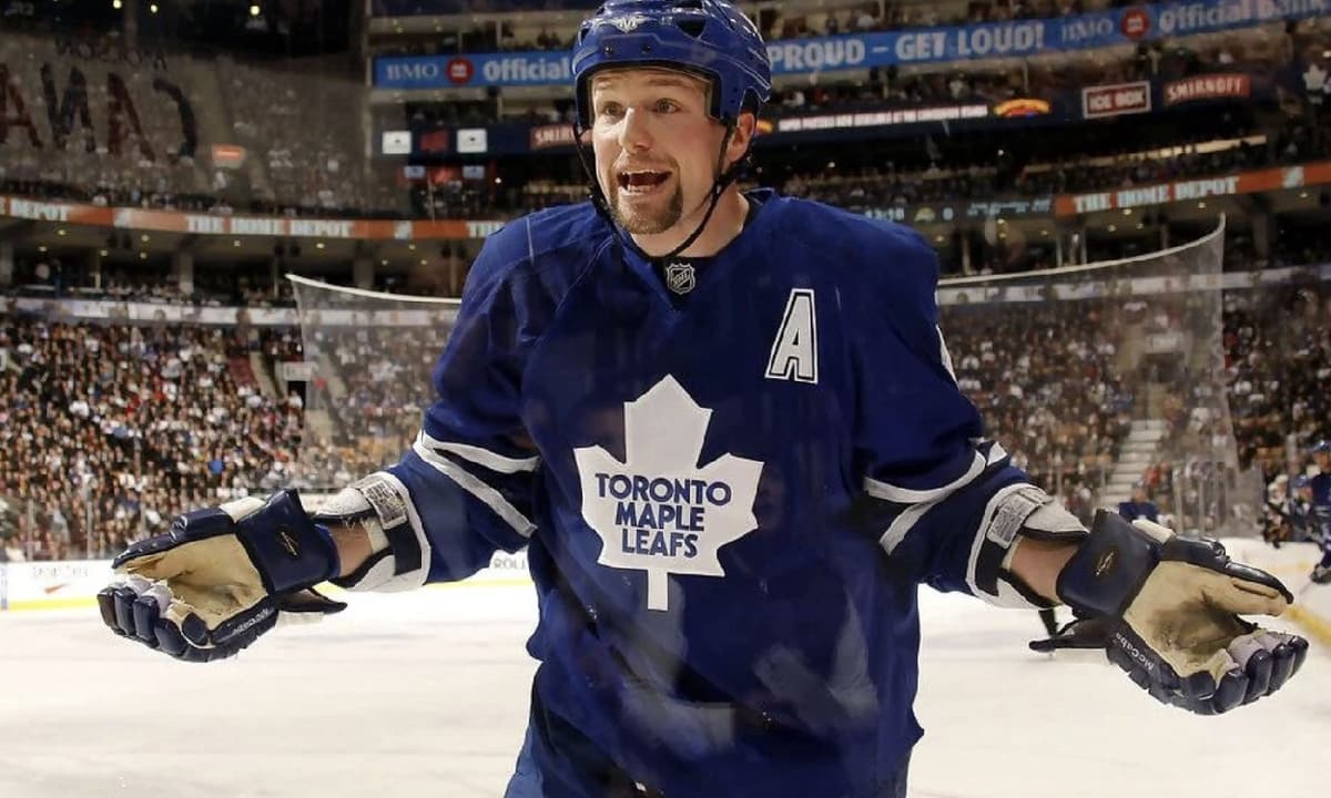 On this day in 2000, the Toronto Maple Leafs acquire soon to be top ...