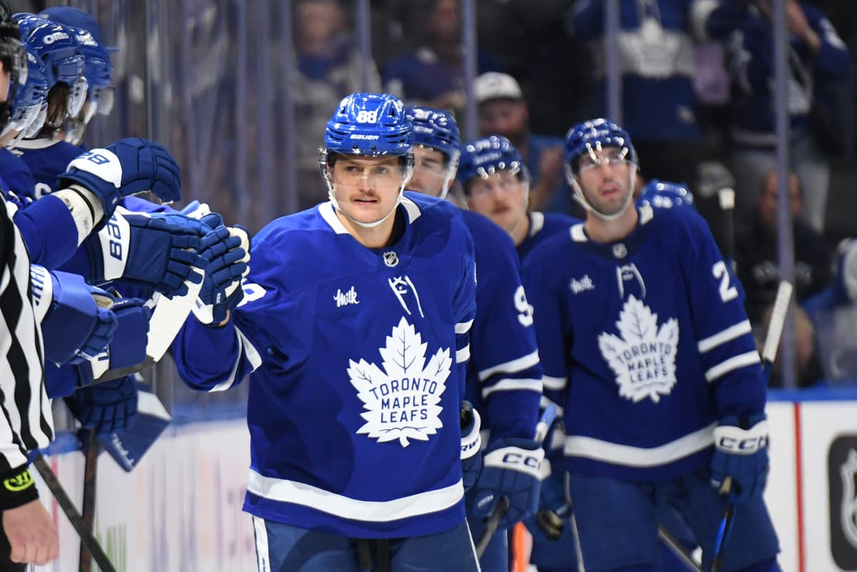 Knee Jerk Reaction: William Nylander doubles down, Maple Leafs win in ...
