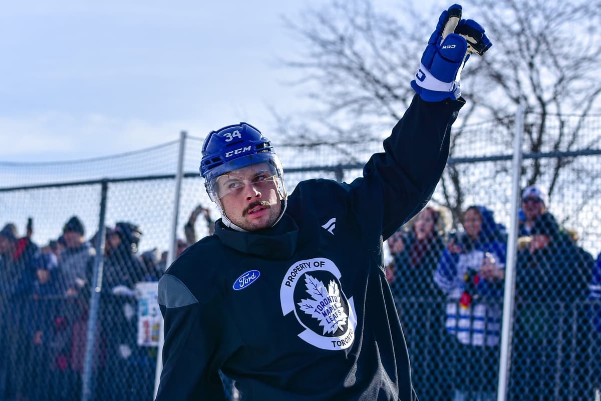 Photo Gallery: Toronto Maple Leafs’ 2025 outdoor practice at Prince of ...